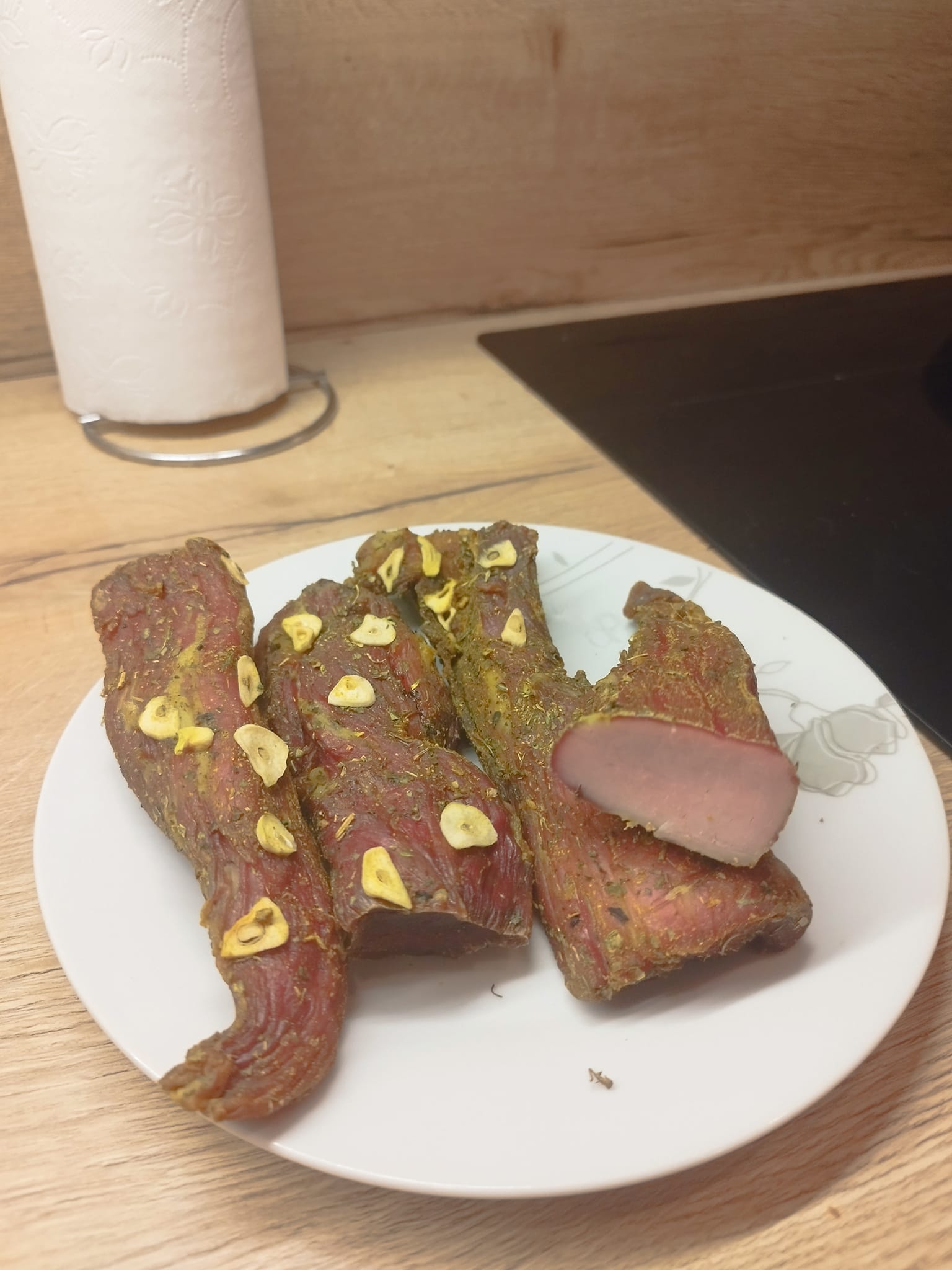 Česnakinė vytinta kiaulienos išpjova, karšto oro gruzdintuvėje